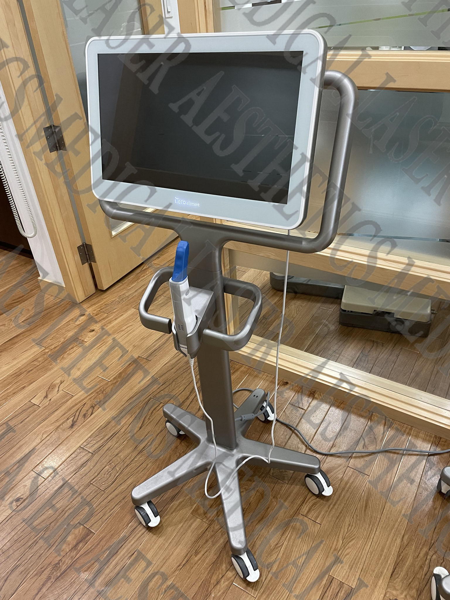 iTero Element 5D Scanner for sale - Aesthetics Medical Laser